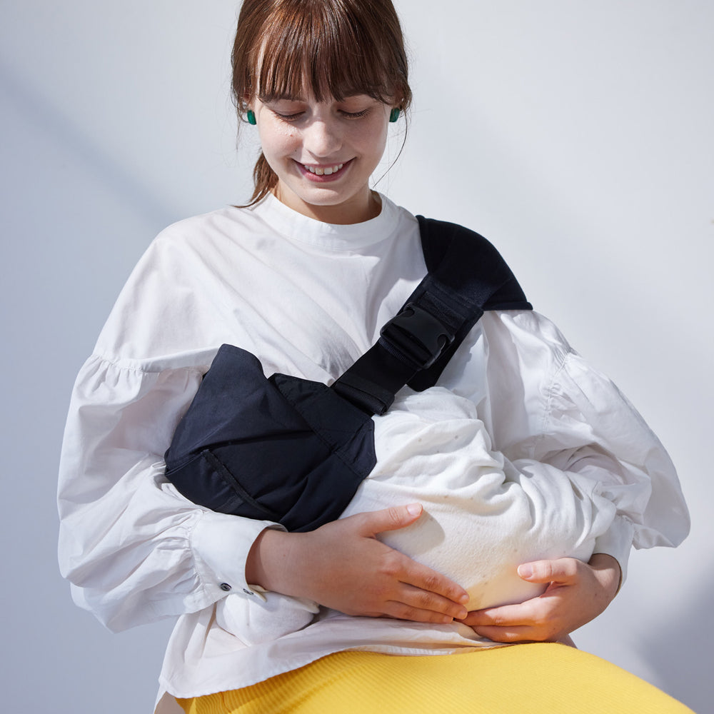 Shoulfy（ショルフィー）ブラック/ 抱っこ紐 ヒップシート 10mois – 10mois 公式オンラインショップ