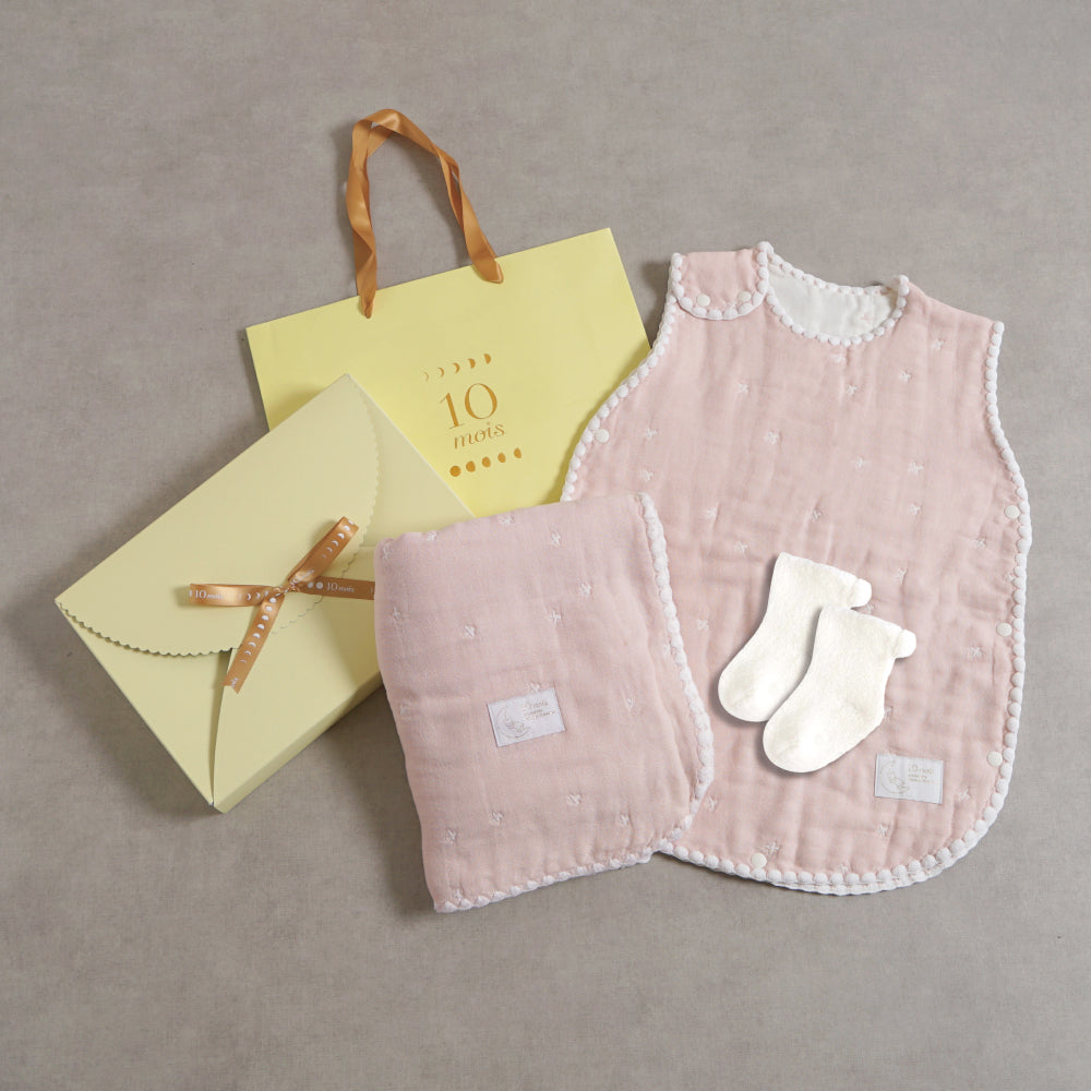 1万5千円ぴったり 出産祝いギフトセット ピンク/ 名入れ刺繍可 – 10mois 公式オンラインショップ
